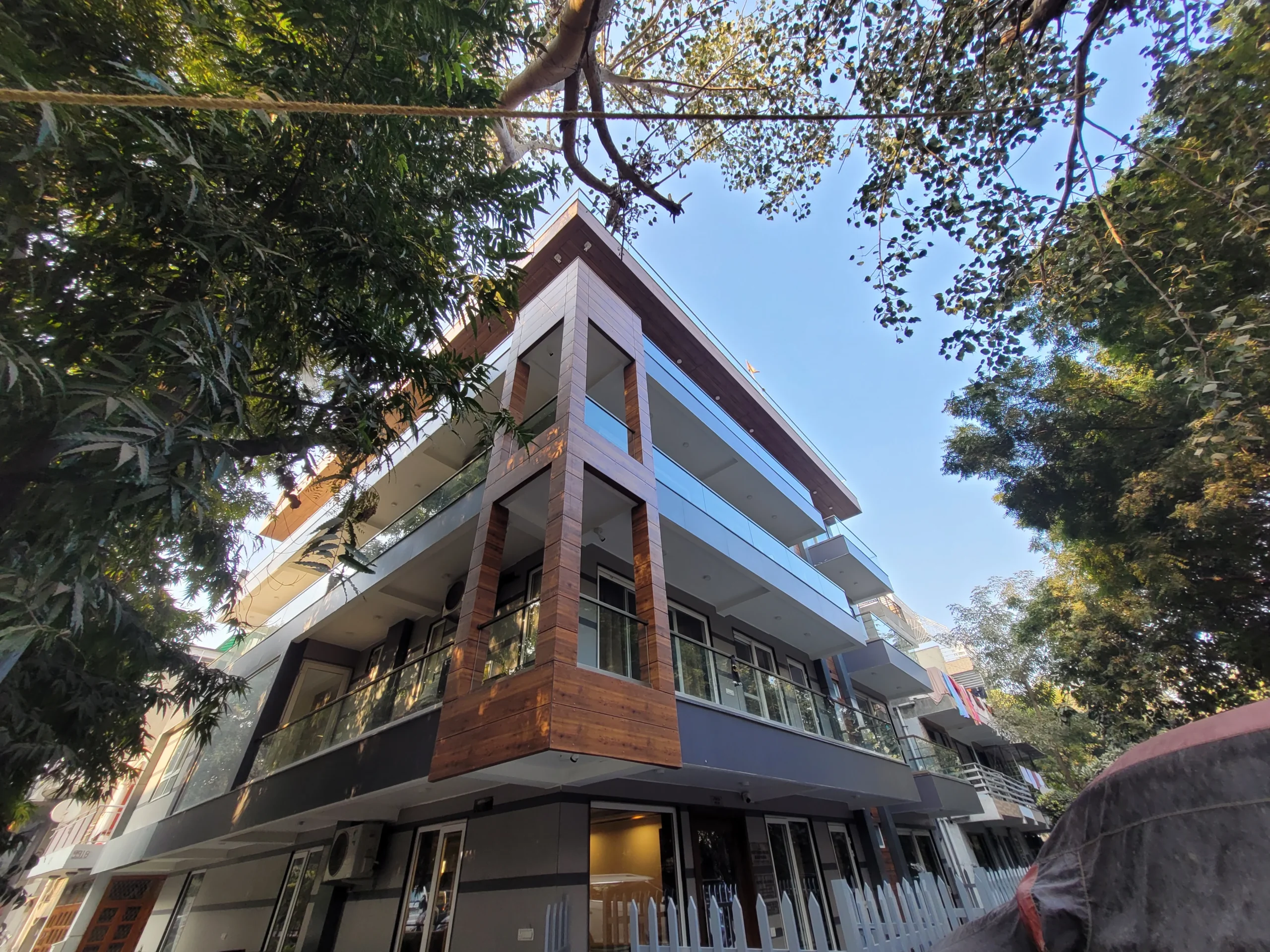 JMD Residency - Best B&B near Delhi's Airport