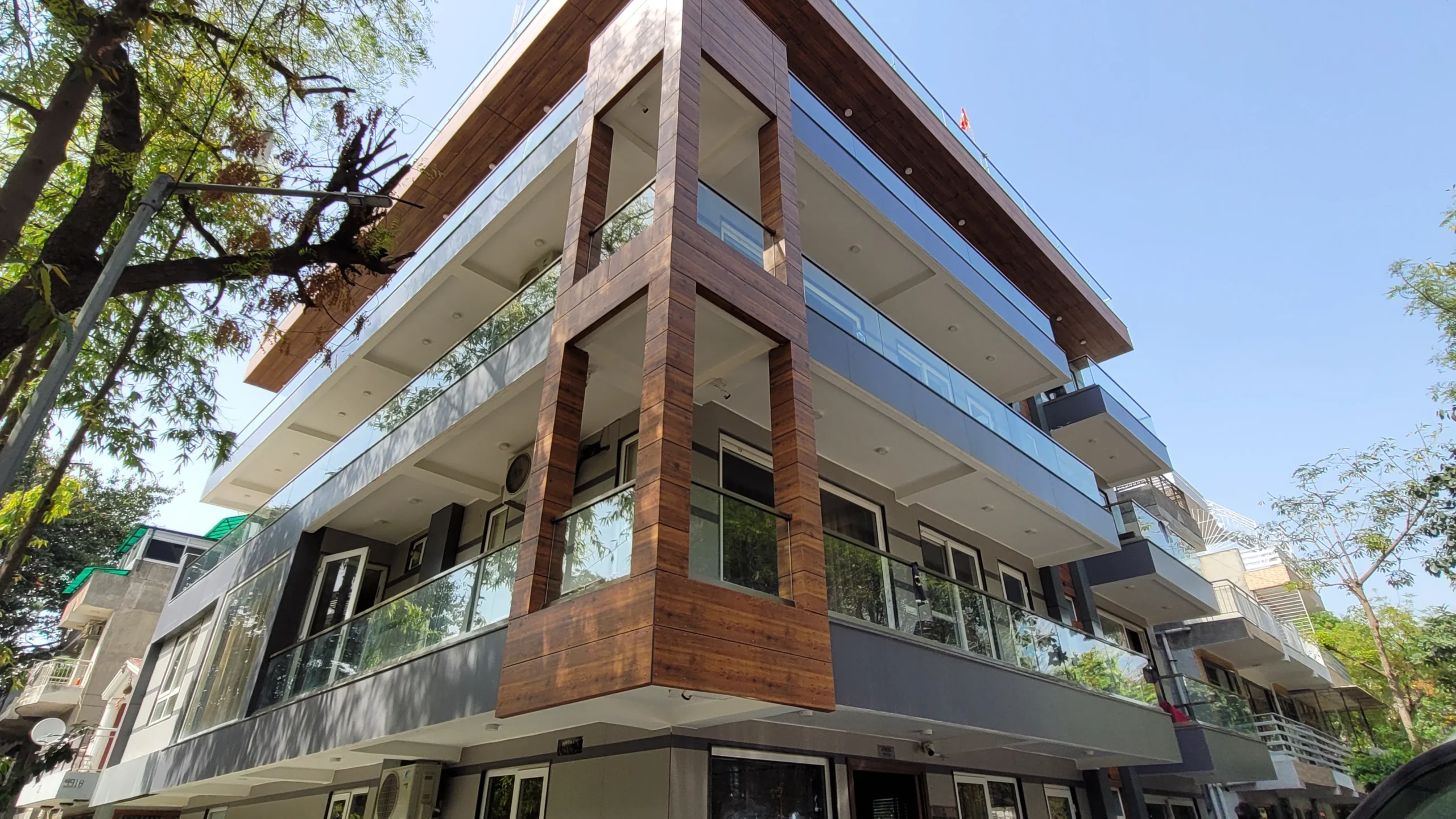 JMD Residency - Best B&B near Delhi's Airport